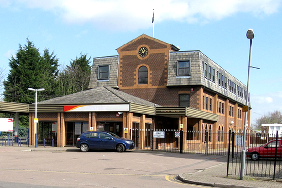 Station Approach, Shepperton, Middlesex TW17 - Malcolm Jenkins ...